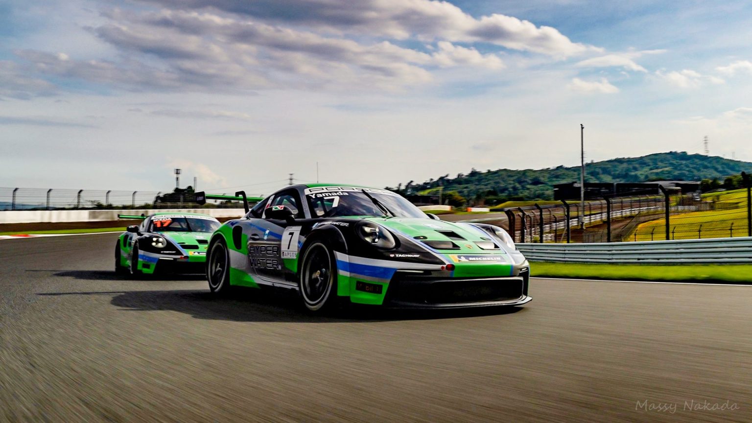 HYPER WATER Racing スーパーGT 参戦決定 - 株式会社マーフィード｜ハイパーウォーター